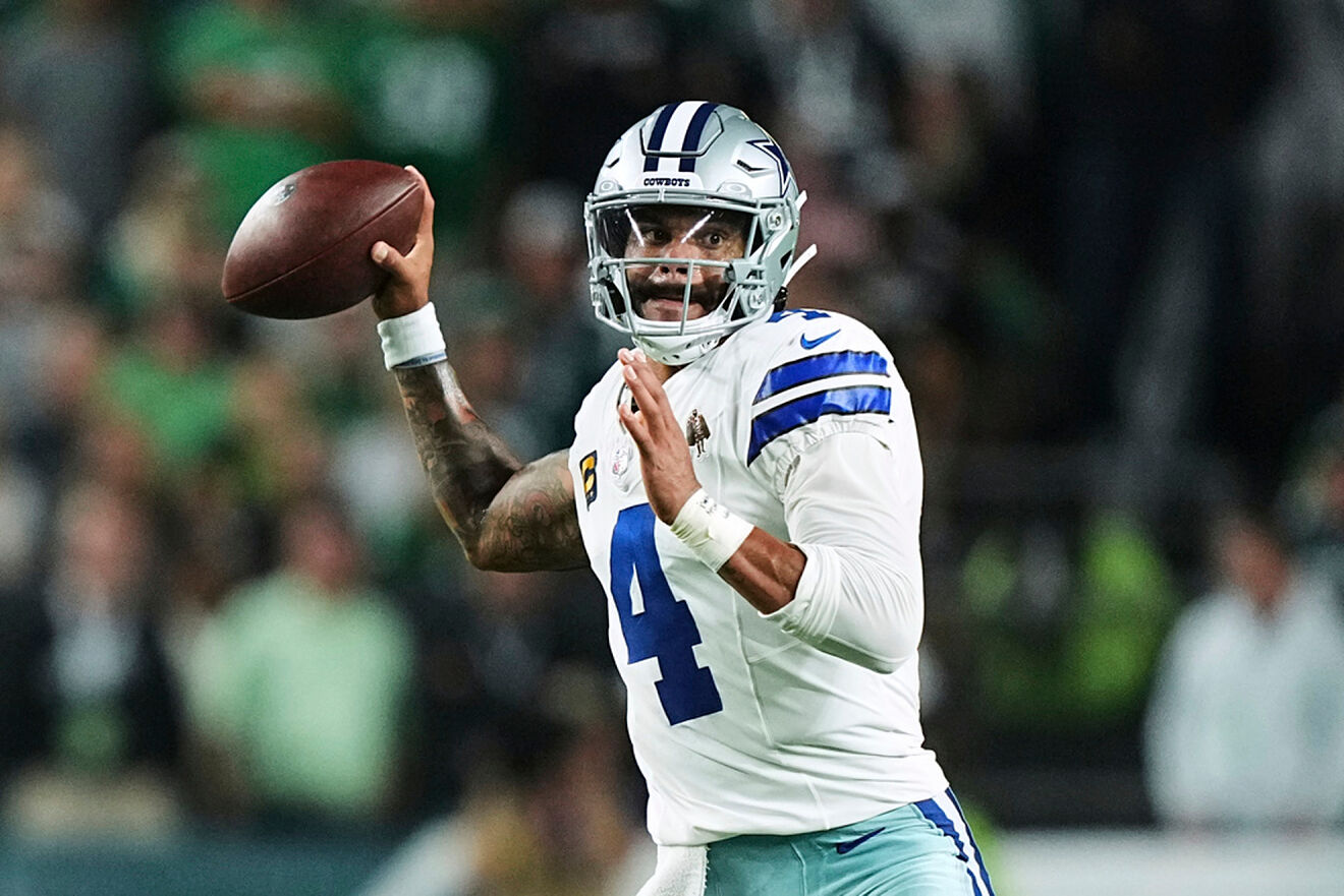 Emotional tribute: Dak Prescott salutes his mom with wrist tape message ...