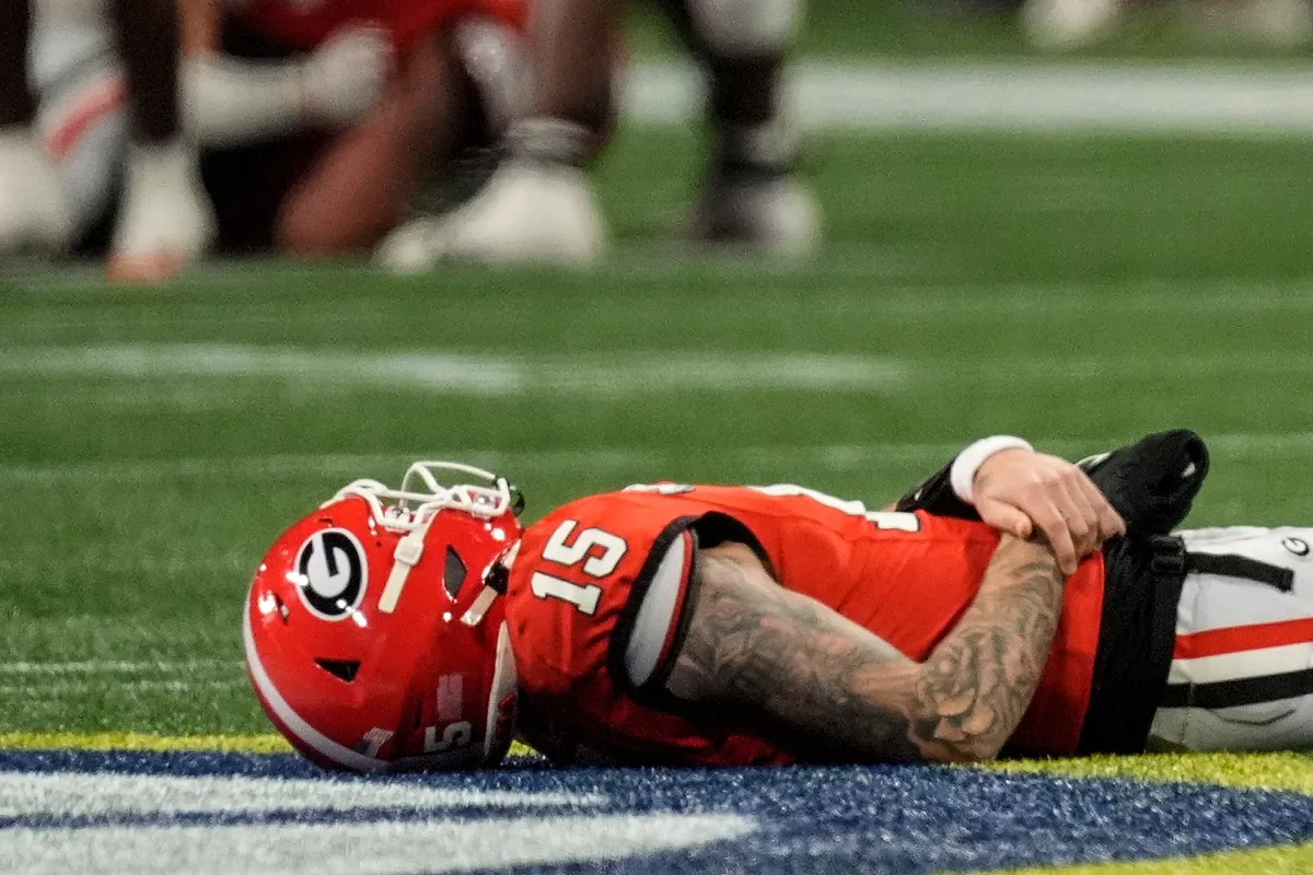 Carson Beck undergoes season ending elbow surgery after SEC ...
