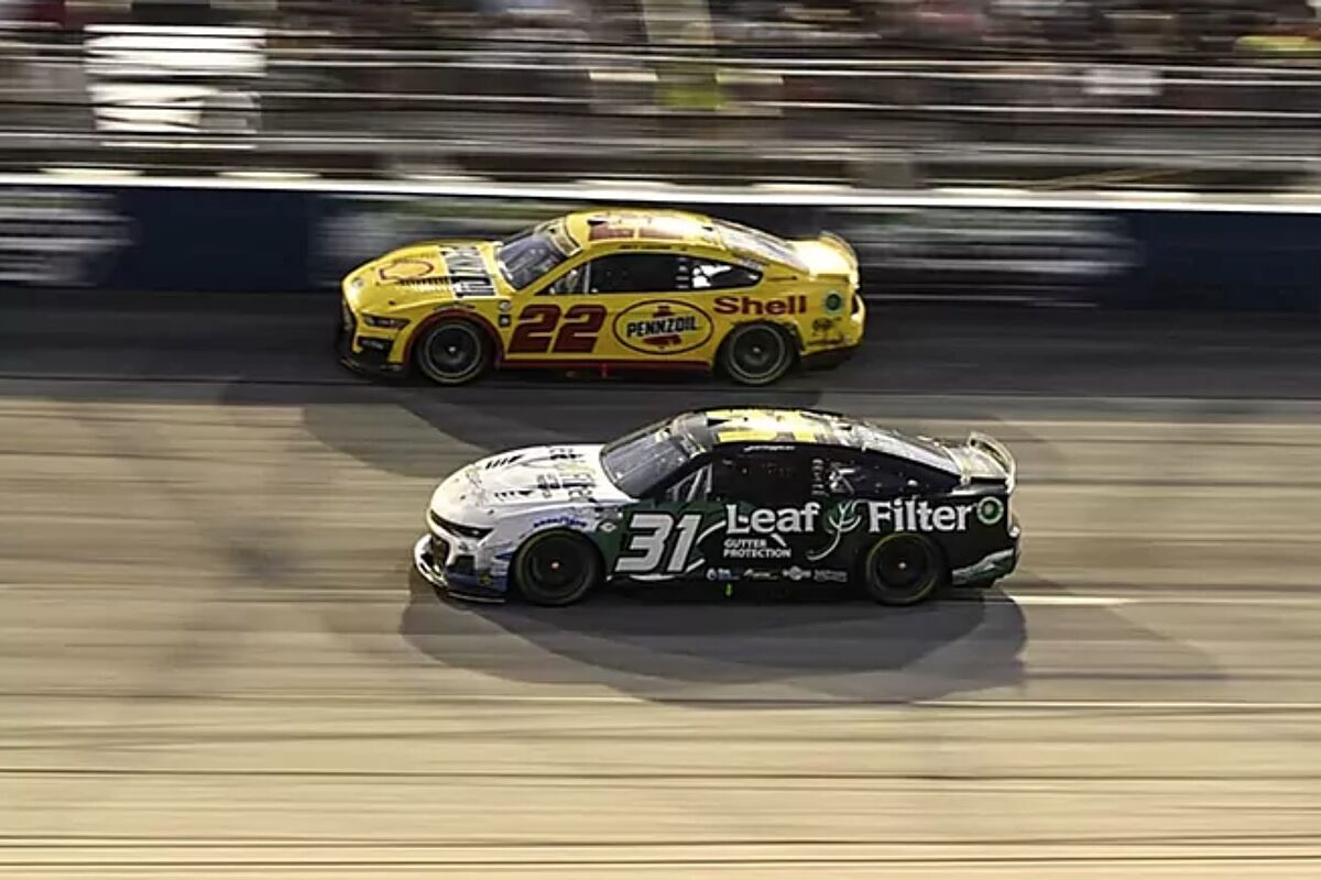 What time is the NASCAR Cup Series Hollywood Casino 400? TV Channel ...