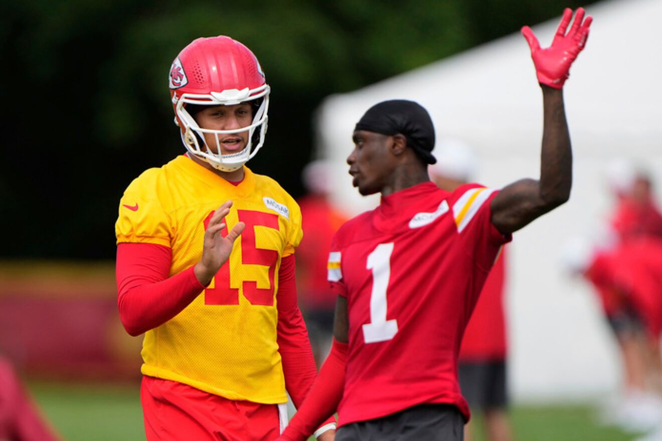 Patrick Mahomes was tough and made a request to Xavier Worthy ahead of ...
