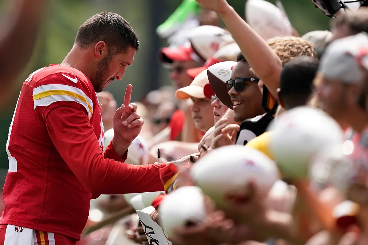 Another Chiefs' star could be fined for MAGA hat after Patrick Mahomes ...