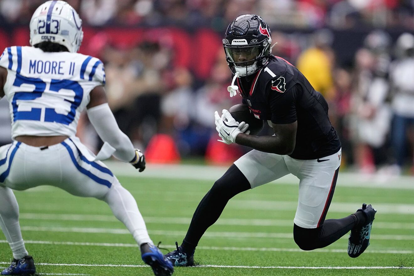 Stefon Diggs injury update: he leaves Texans game against Colts with ...
