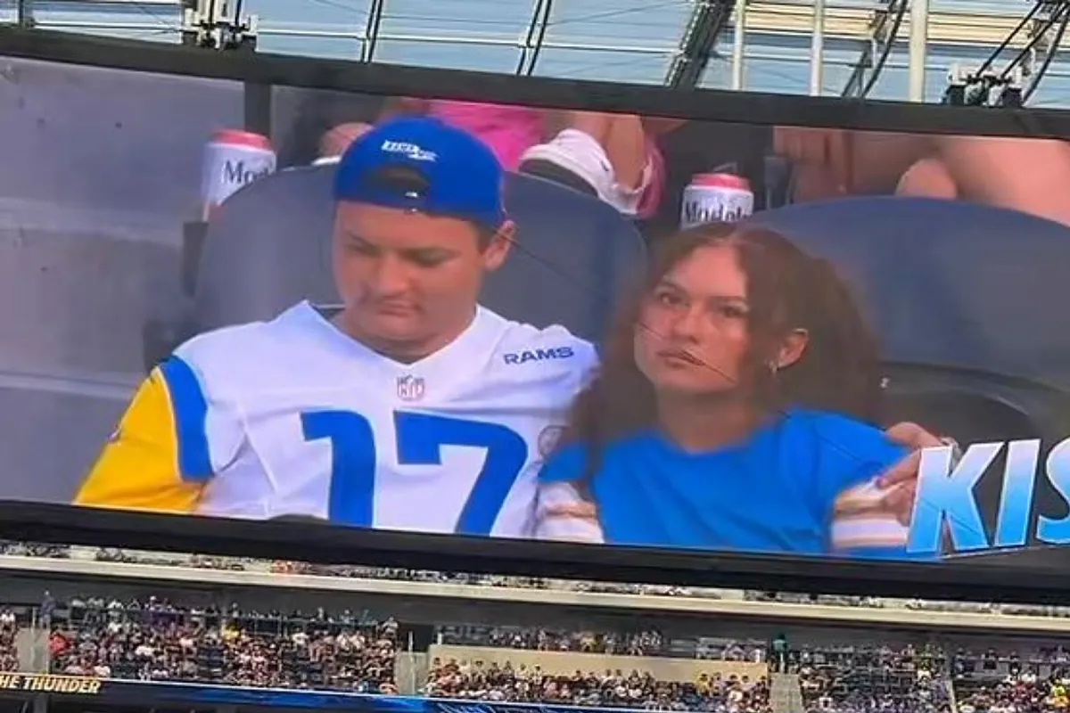 Los Angeles Rams fan left red-faced after proposal disaster | Marca