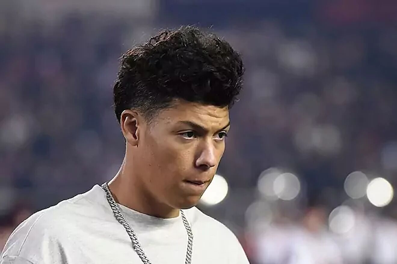 Jackson Mahomes gives a sneak peek at the menu for Patrick and Travis ...