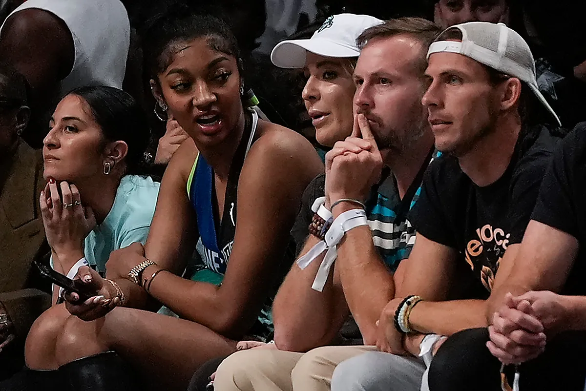 Angel Reese caught in Trinity and Dennis Rodman family drama | Marca