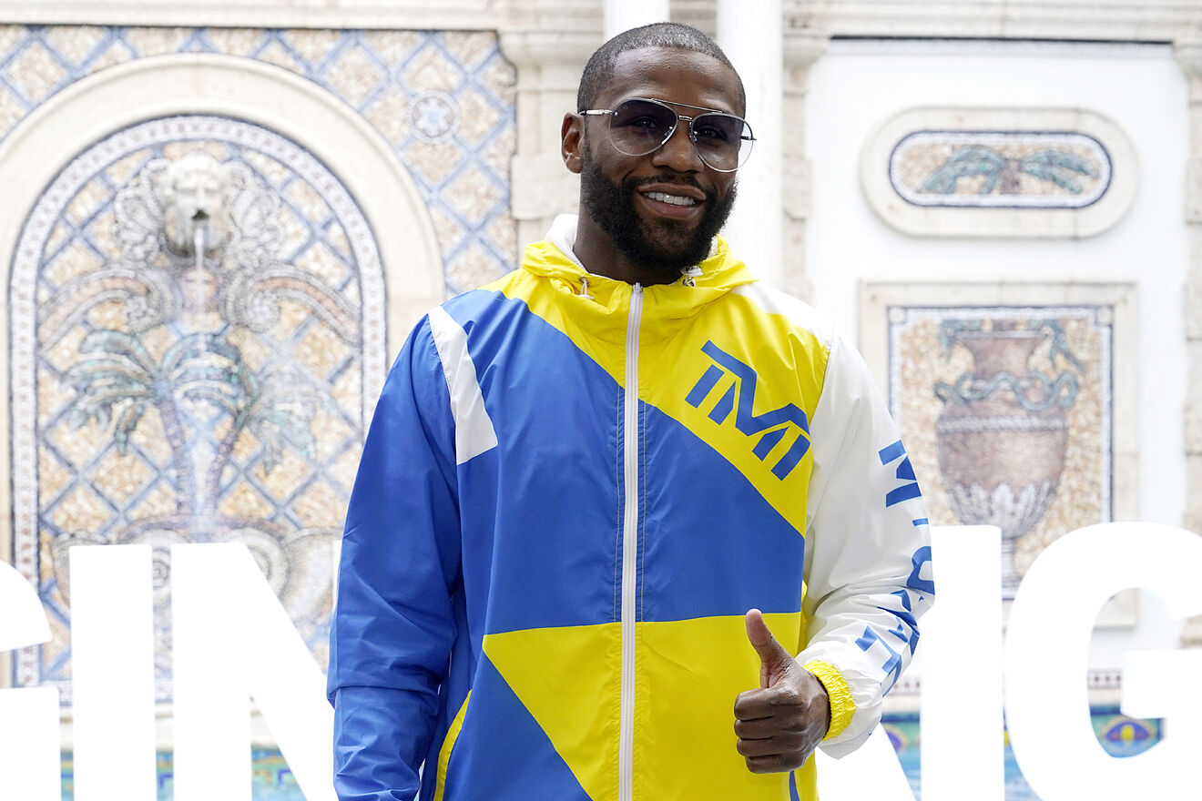 Floyd Mayweather's lavish stay in Israel: Inside the exclusive suite ...