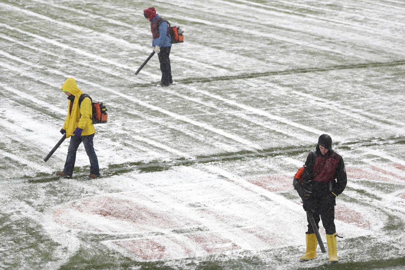 Thursday Night Snowdown? Steelers and Browns face brutal weather ...