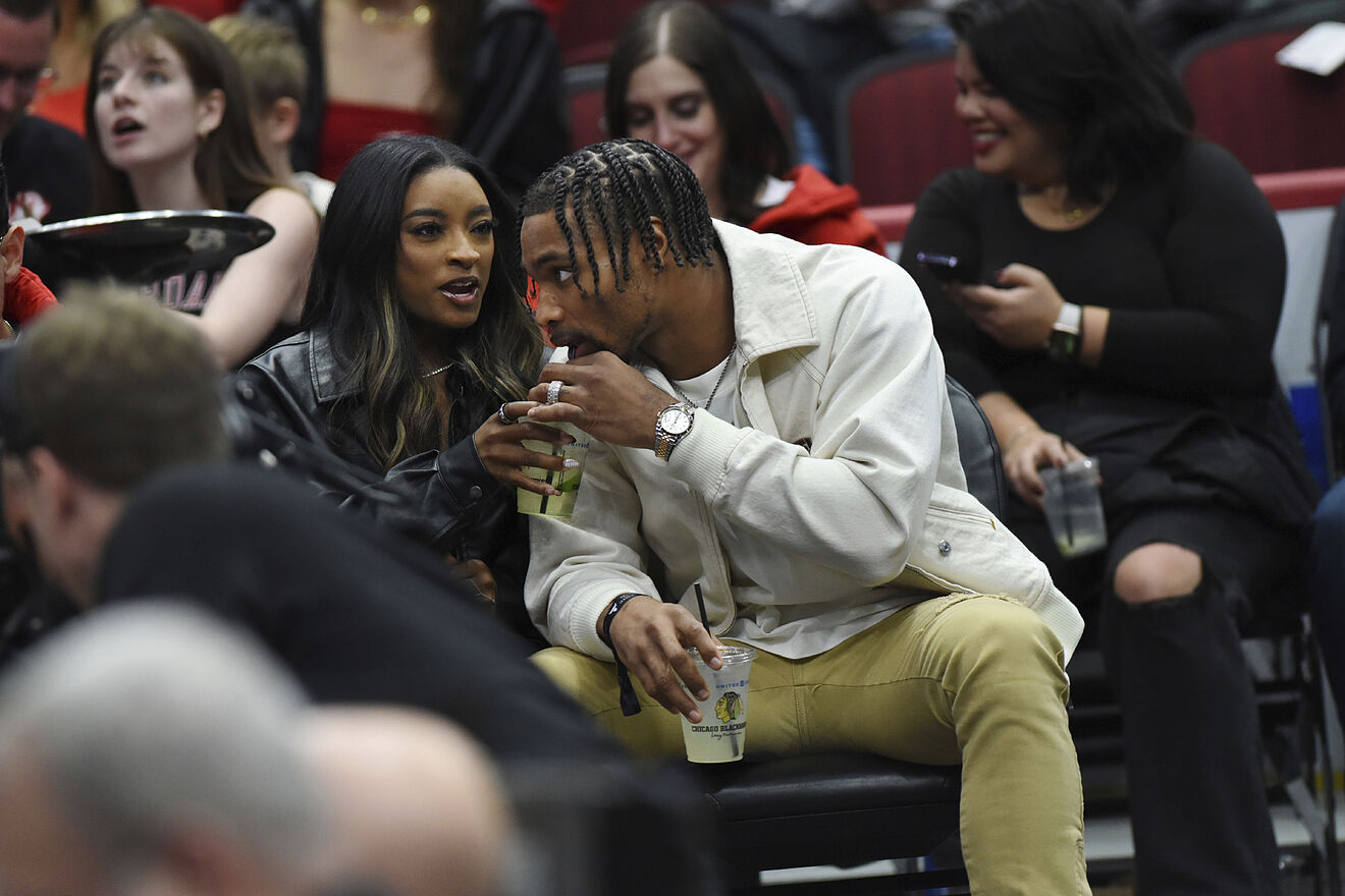 Antonio Brown cruelly mocks Simone Biles and Jonathan Owens with a surprising viral meme | Marca