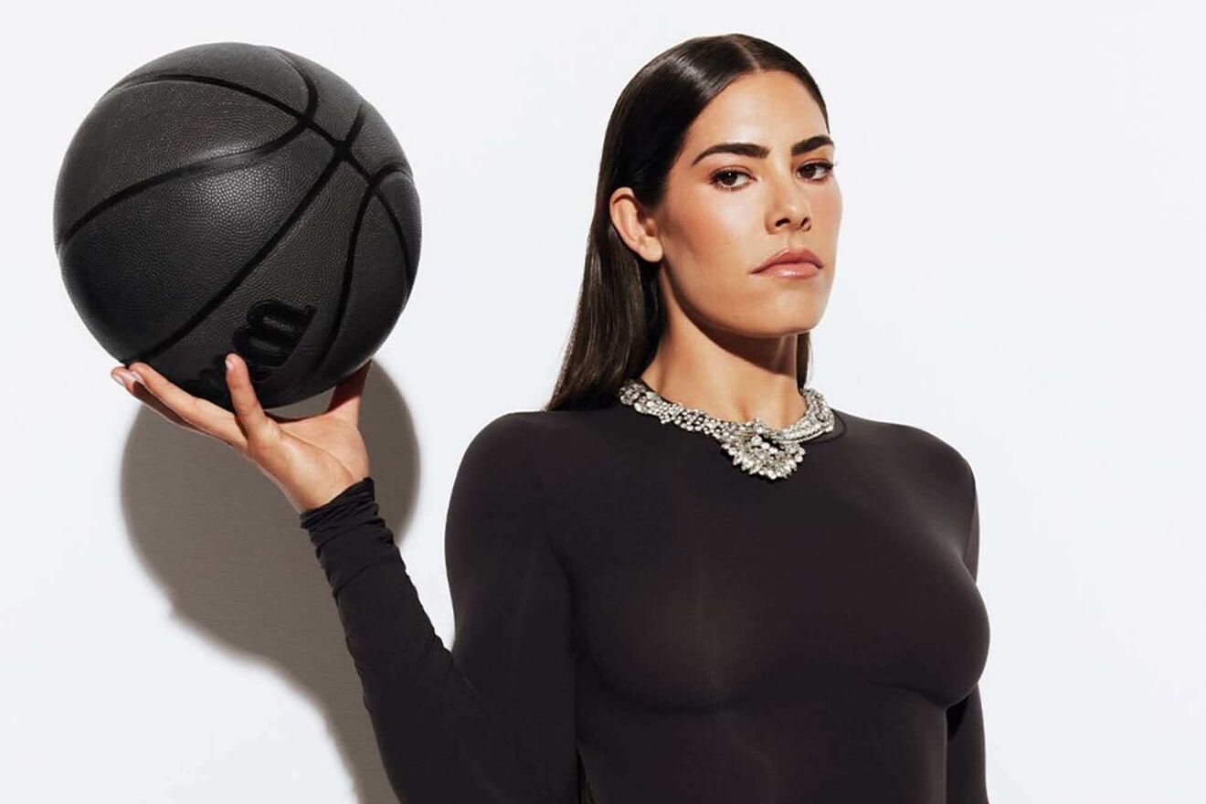 Kim Kardashian recruits Kelsey Plum and Cameron Brink to strip down for ...