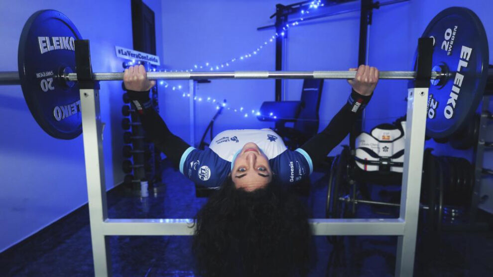 La Asociación Loida Zabala entrega material para halterofilia al ...