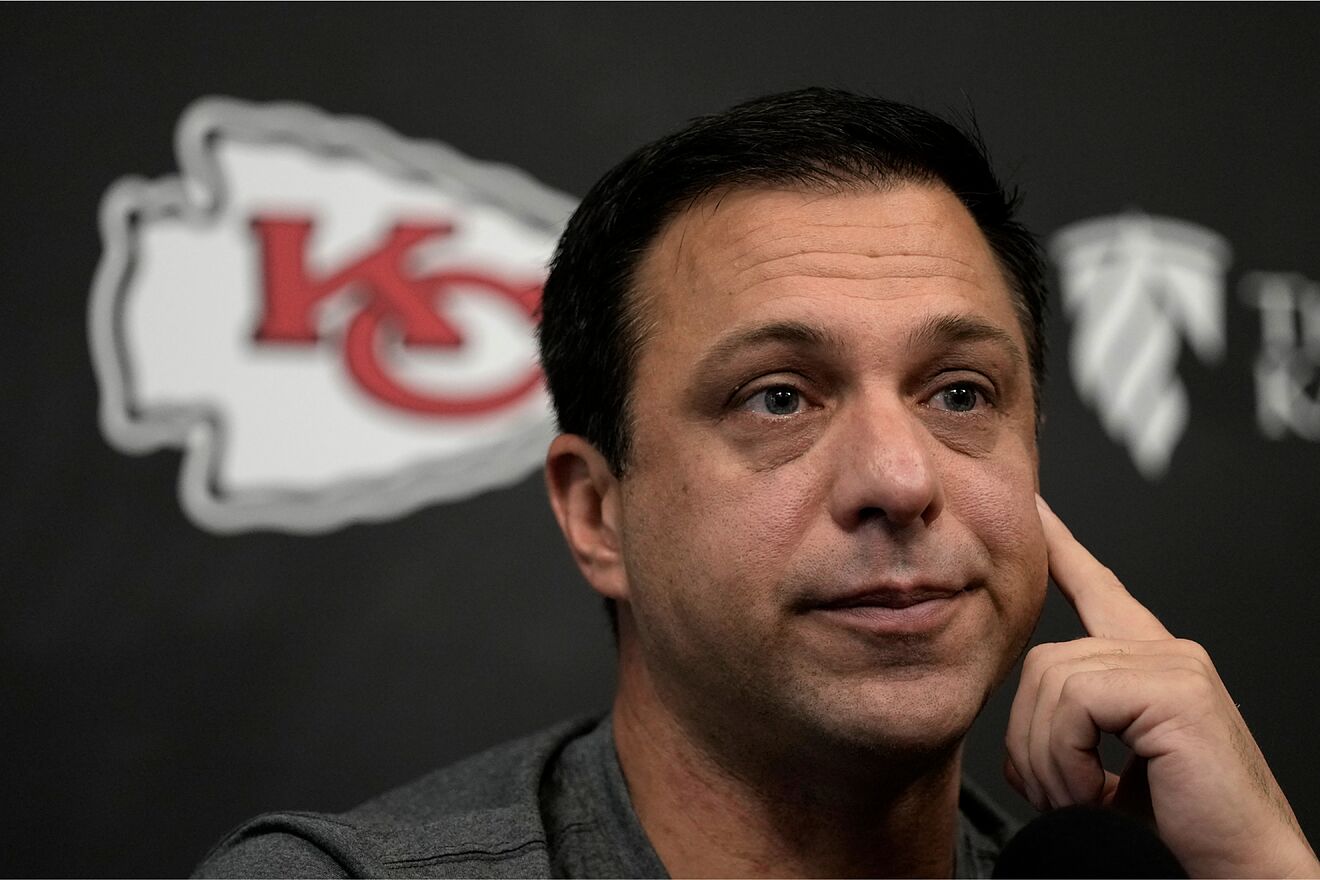 Chiefs GM Brett Veach spills beans on draft strategy and makes stunning ...