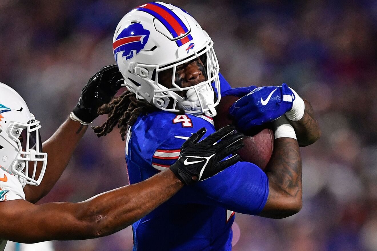 James Cook leaves all his drama with the Bills behind to make history ...