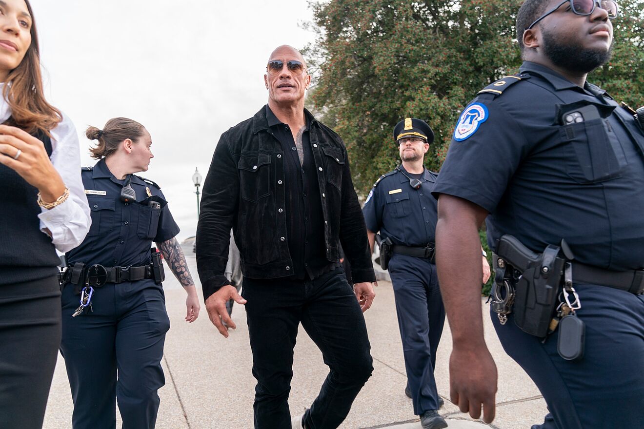 Dwayne 'The Rock' Johnson gets into a serious money problem with the ...