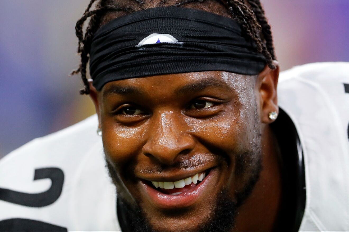 NFL veteran Le'Veon Bell aims to conquer boxing world, targets World ...