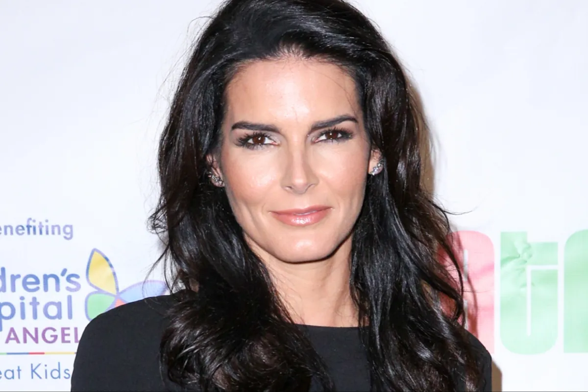 Tragedy strikes Angie Harmon's home: Instacart delivery ends in fatal ...