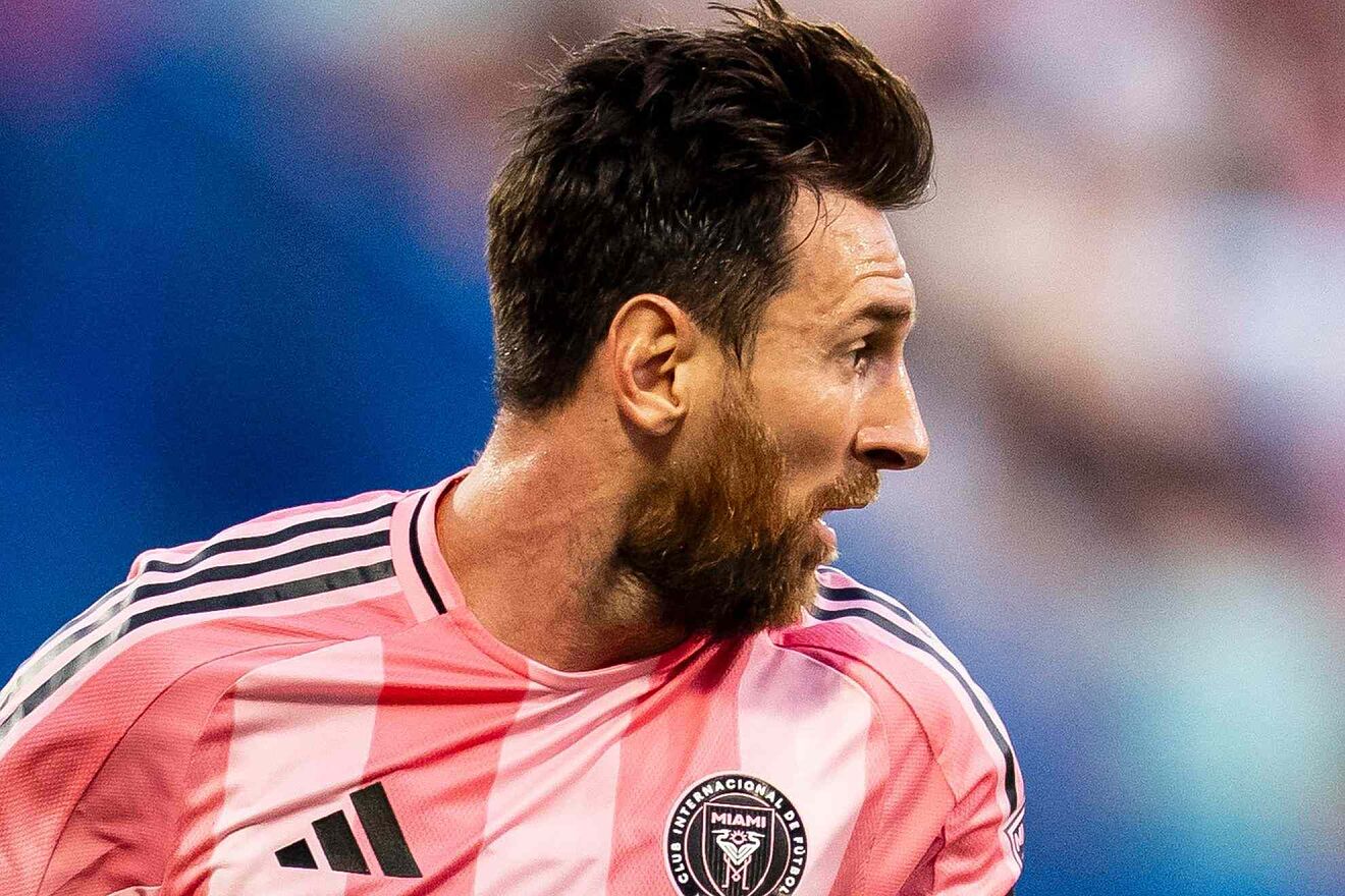 Lionel Messi makes a security guard lose his mind with an incredible ...