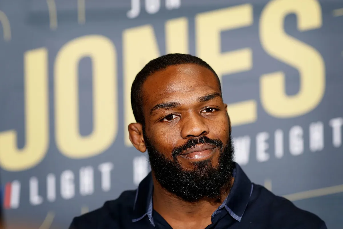 Jon Jones takes ill-advised challenge from UFC fan and sends him to ...