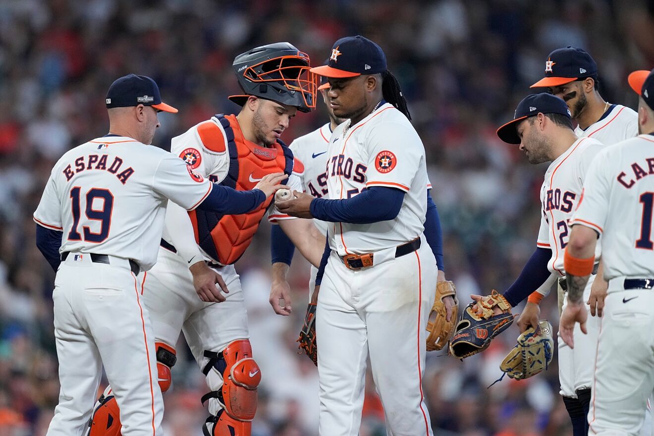 Framber Valdez continues playoffs struggles and the Astros are on the edge of elimination | Marca