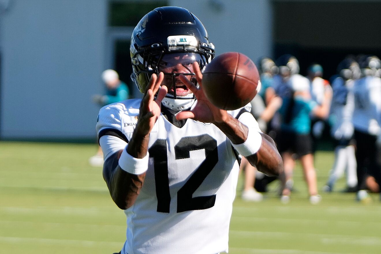 Jaguars' plan for Travis Hunter is clear for Week 1 and fans may not ...