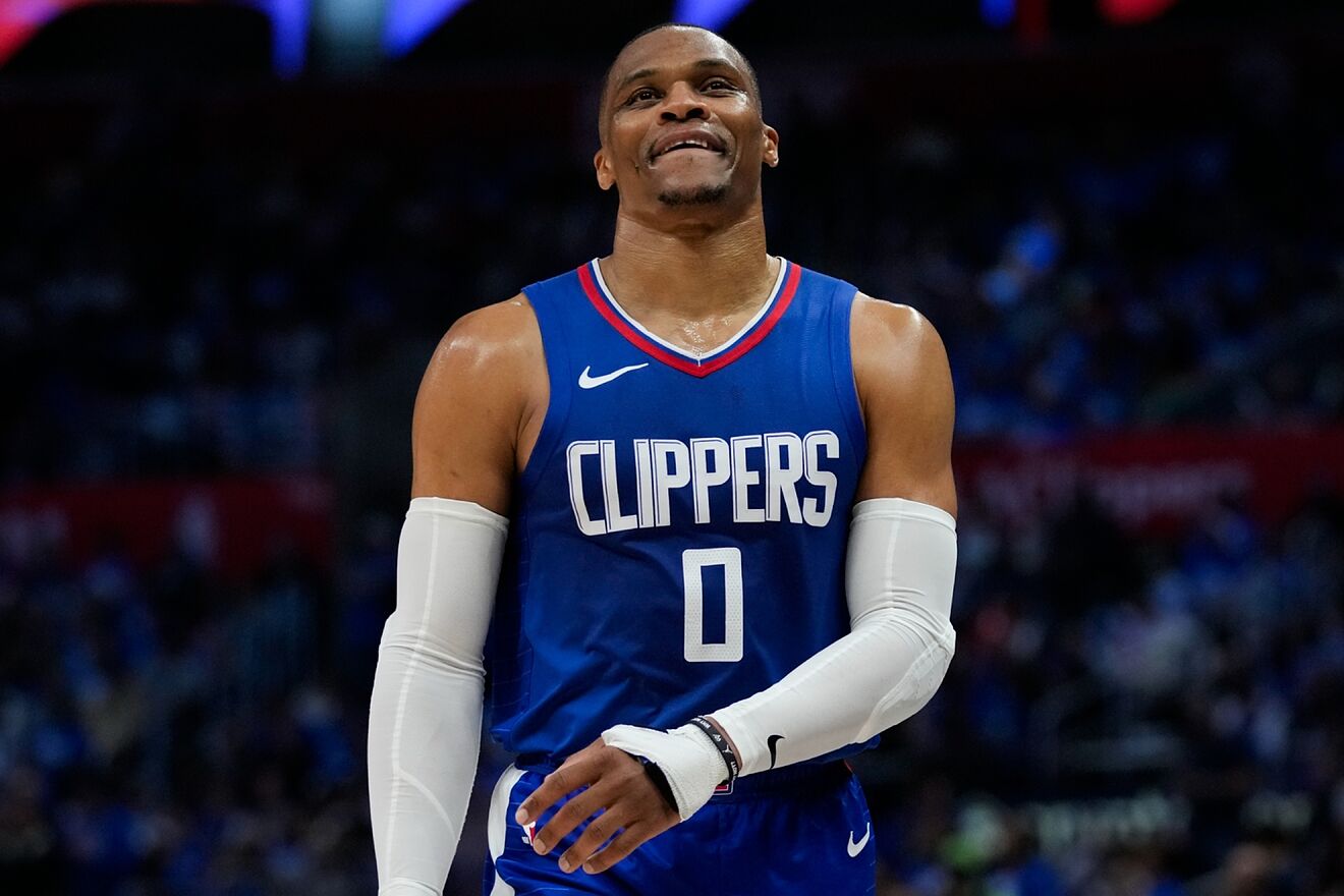 Russell Westbrook sends emotional message to Clippers after being ...
