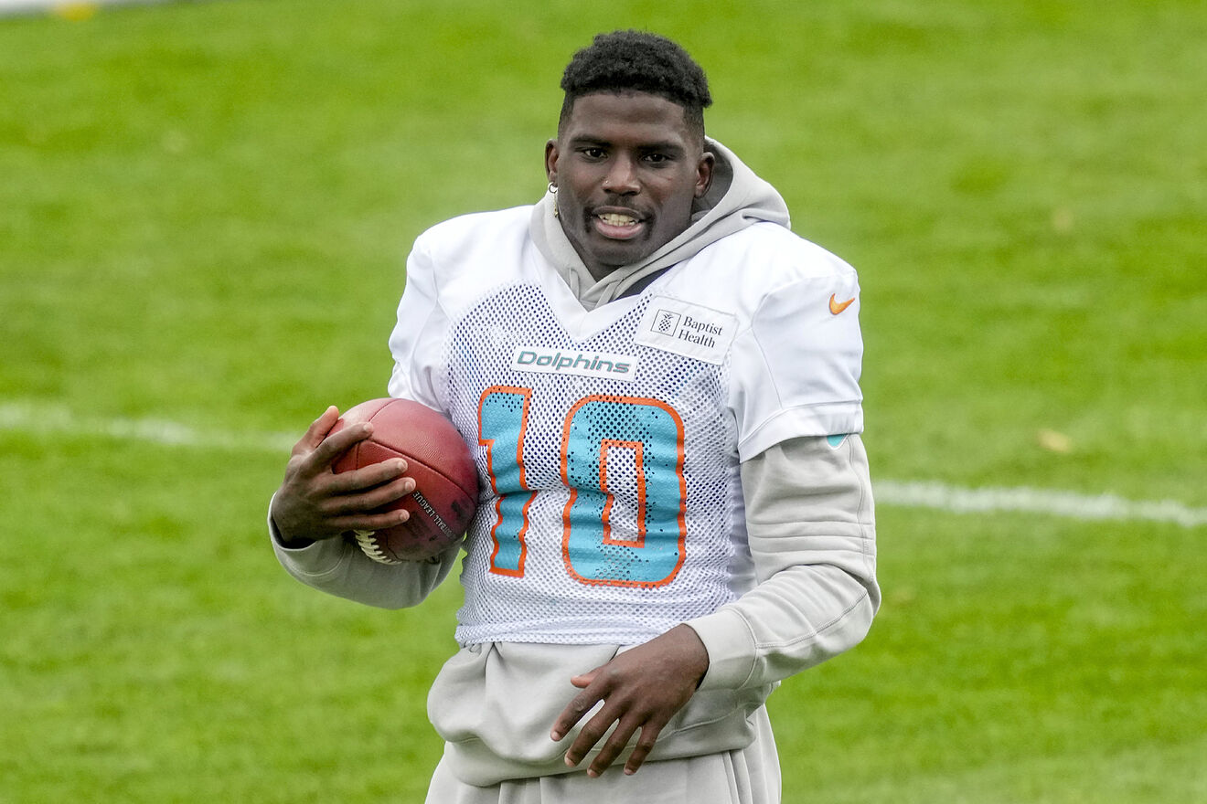 Tyreek Hill responds to Colin Cowherd's criticism: What sport has this ...