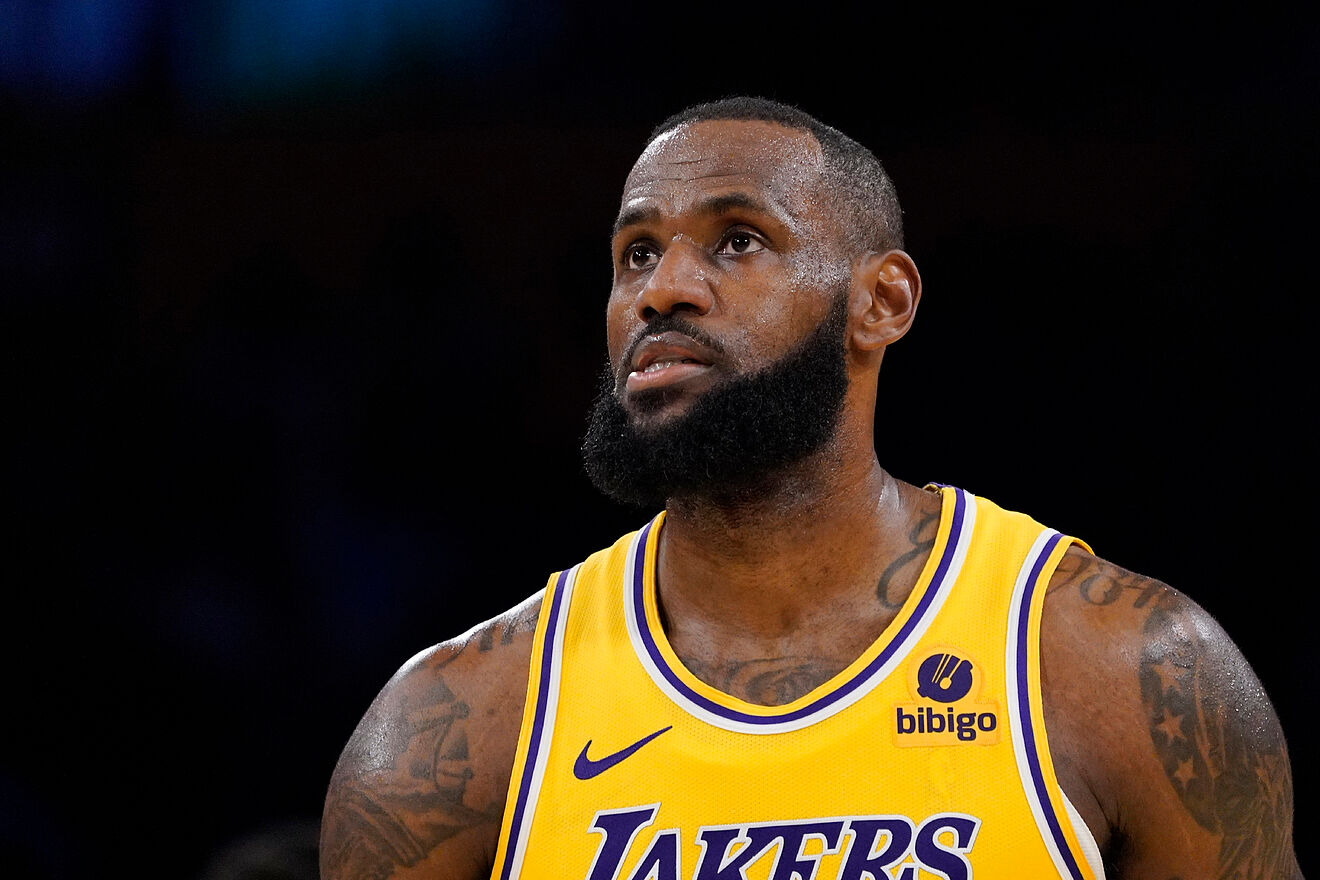 LeBron James attempts to strengthen ties between the US and China with ...