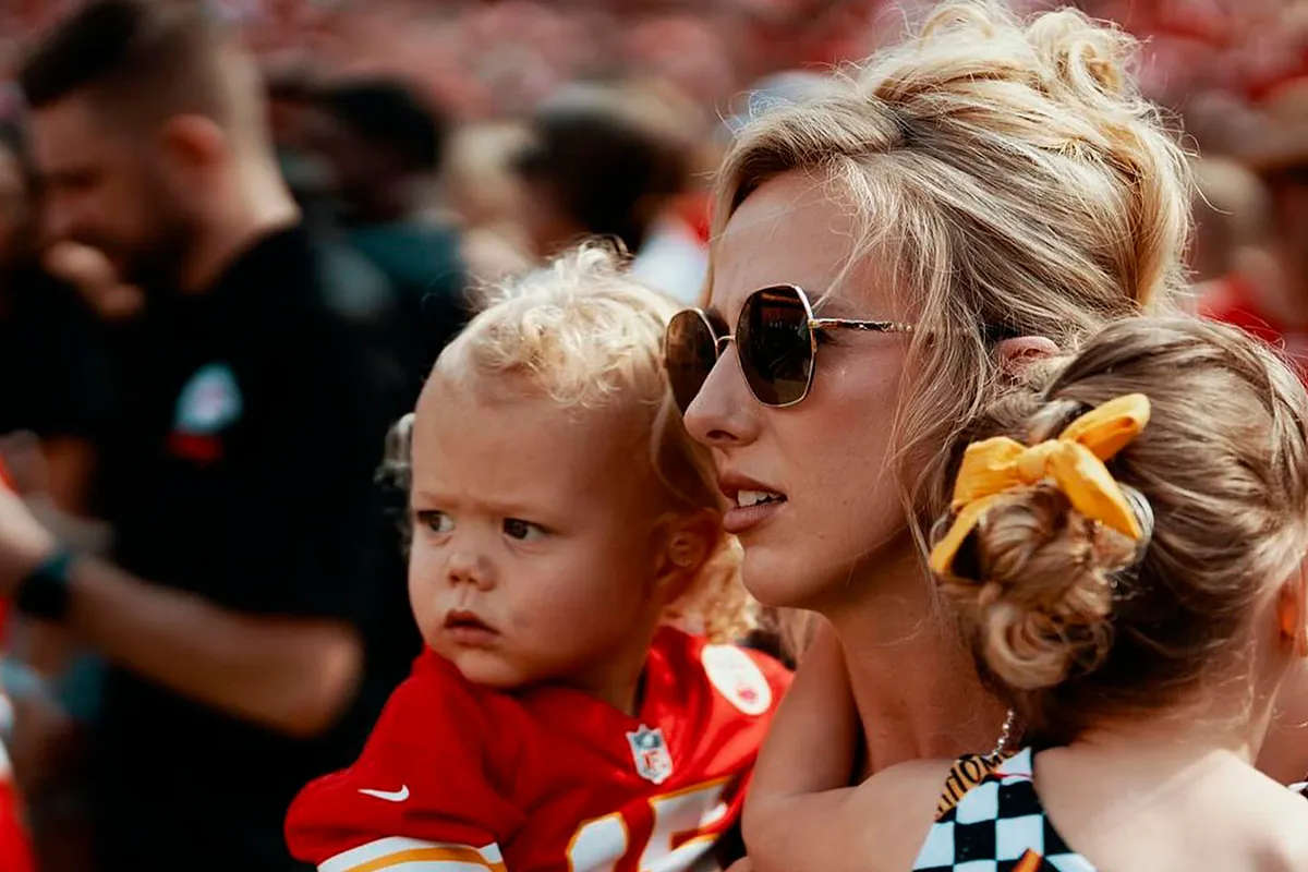 Brittany Mahomes proudly celebrates a milestone by her son Bronze ...