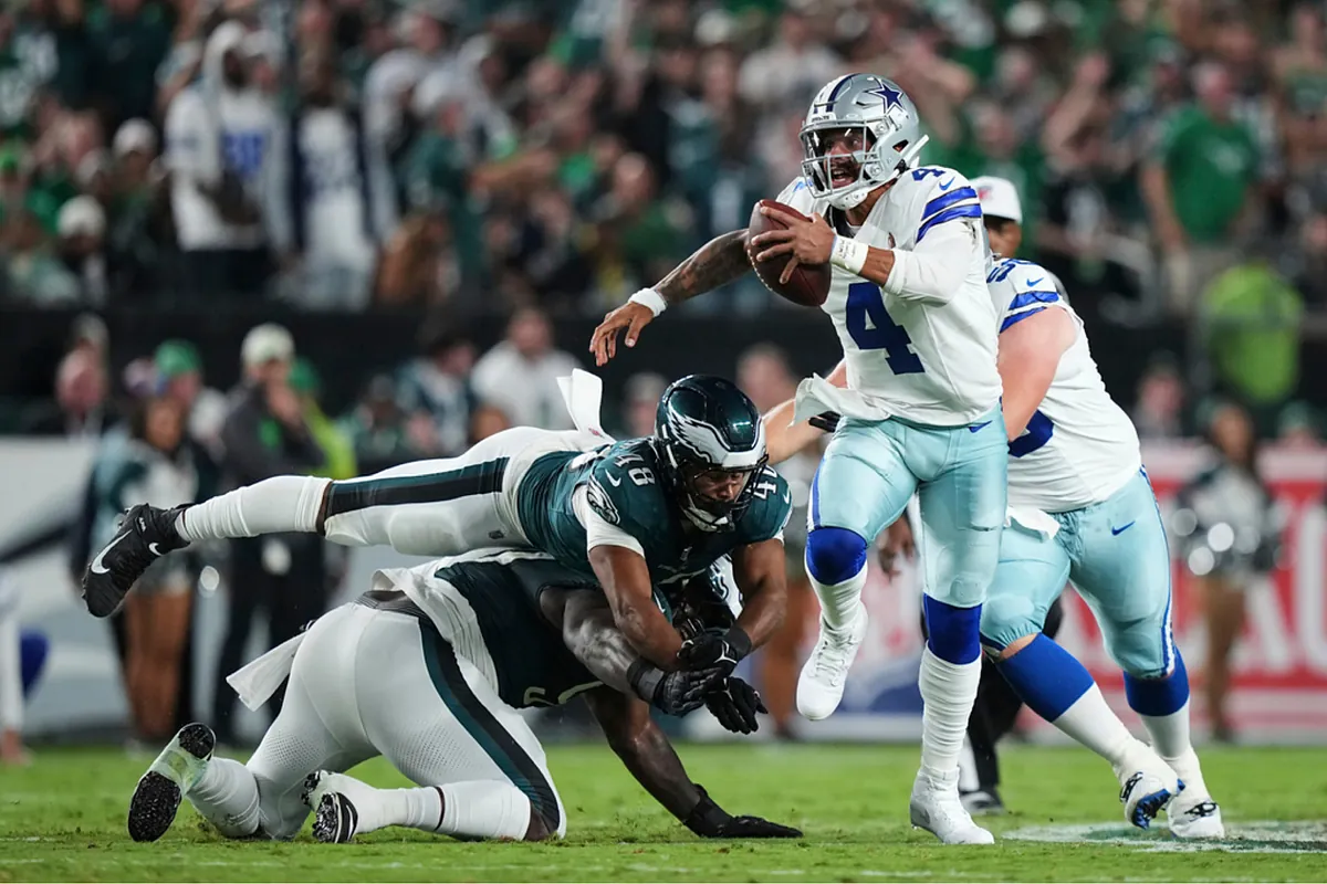 Taylor Lewan warns about Cowboys QB Dak Prescott: "He has a target on ...