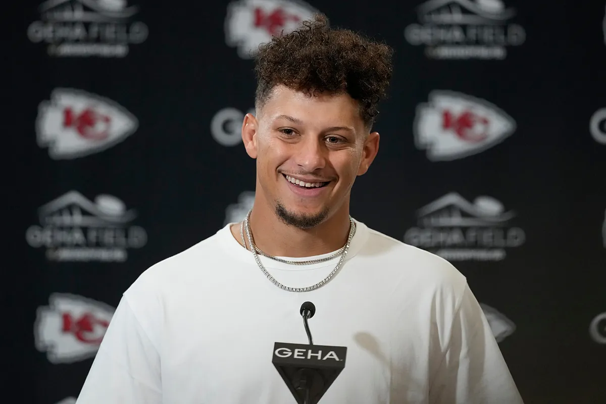 Inside the Chiefs' ambitious plan to make Patrick Mahomes happy by ...