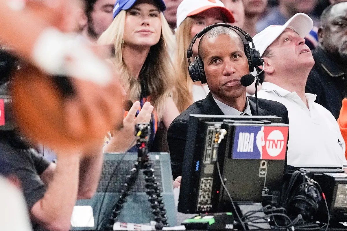 Ben Stiller throws shade at Reggie Miller as Knicks fall to Pacers in ...