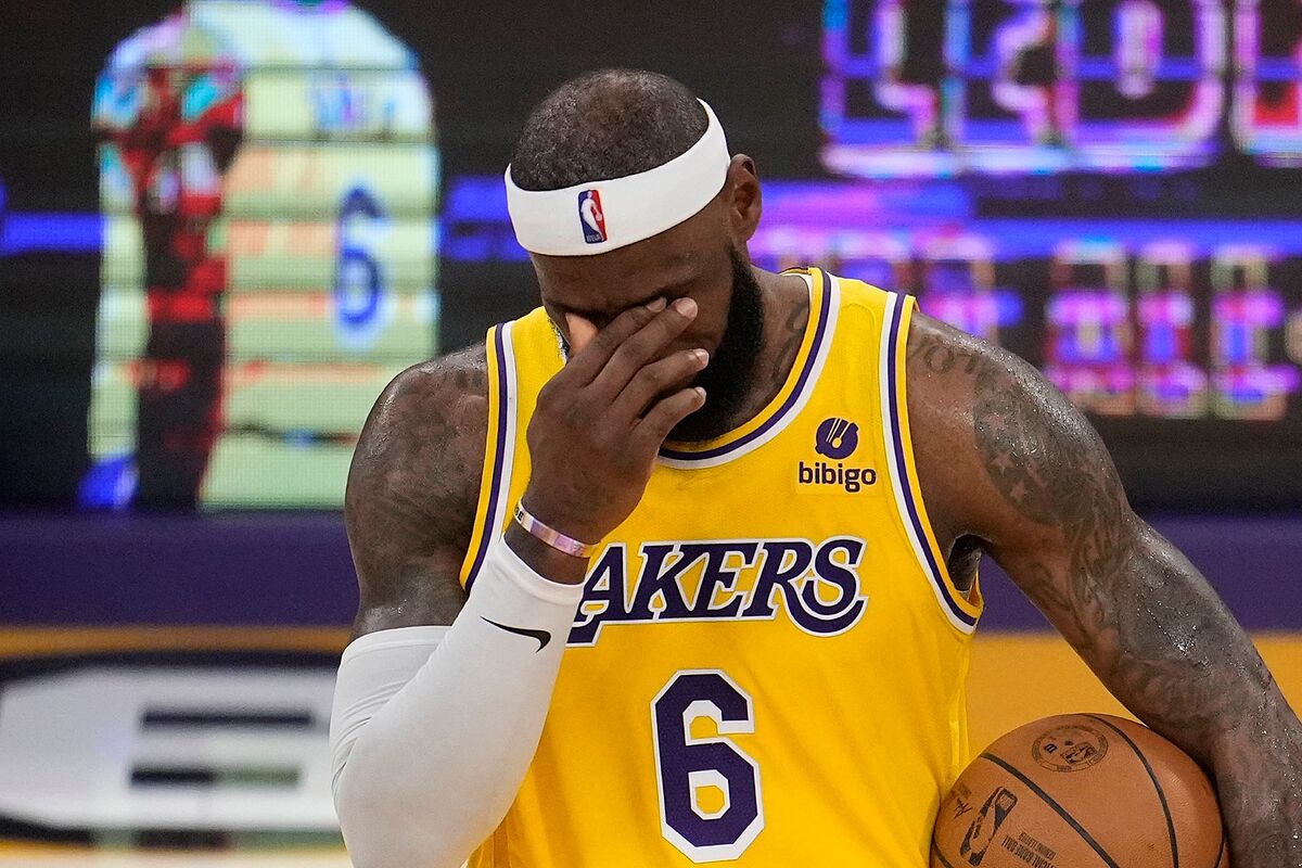LeBron James injury update: Lakers star in danger of missing NBA All ...