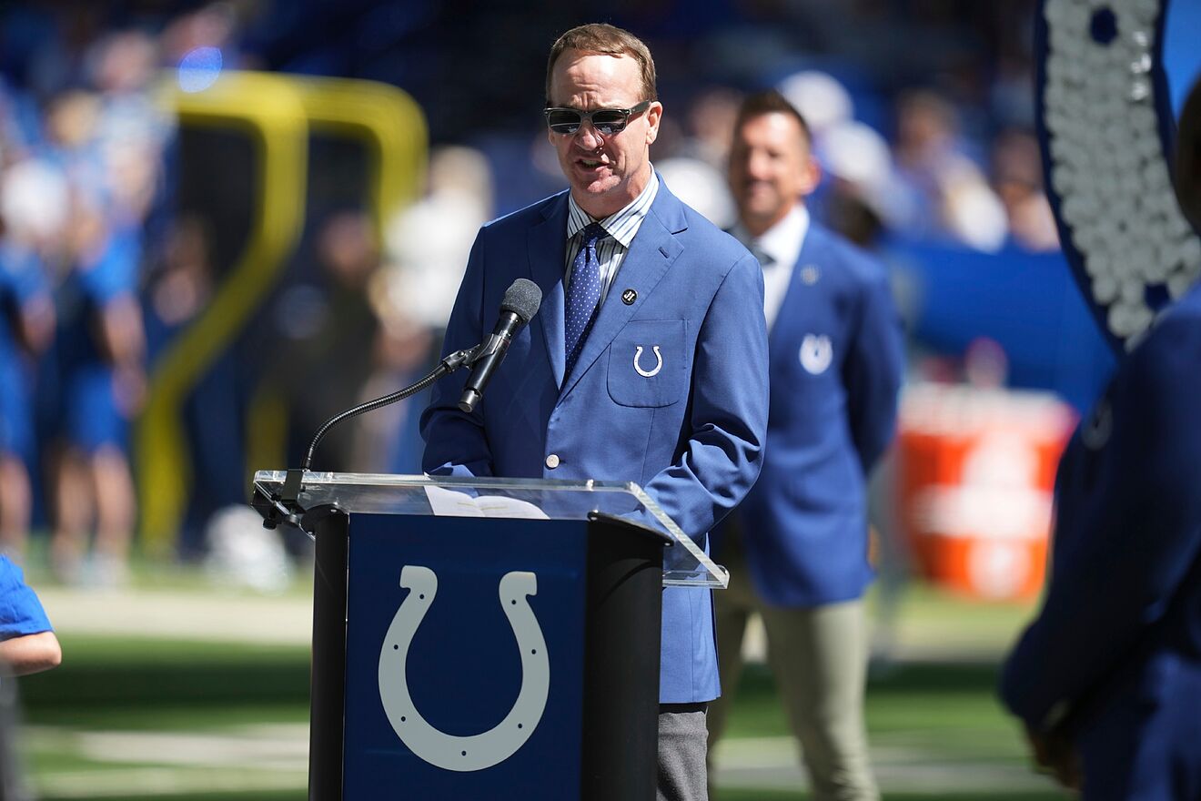 Peyton Manning wants to bring a former U.S. President to 'Monday Night ...