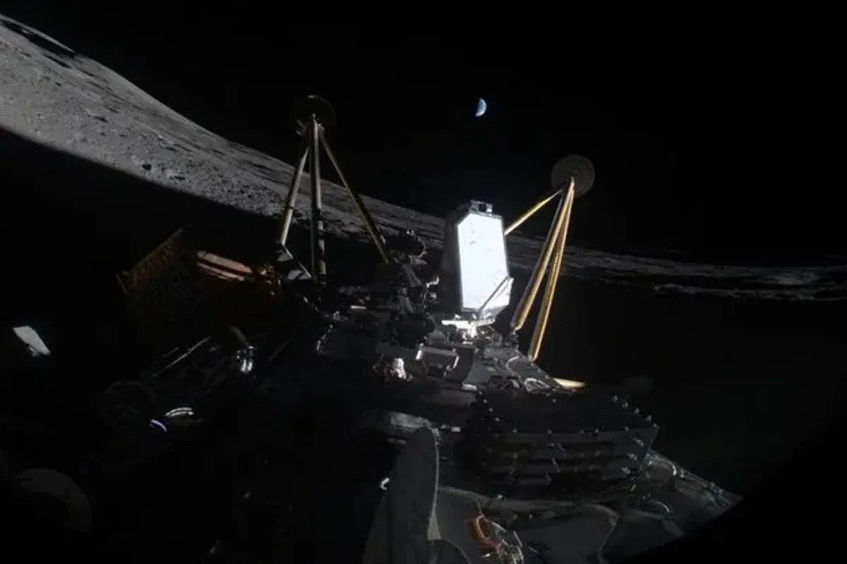 The Black Knight satellite: the alien satellite that spies on our ...