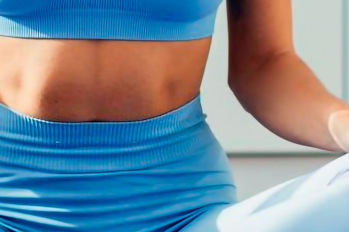 Di adiós al abdomen hinchado: estos tres ejercicios sencillos para ...